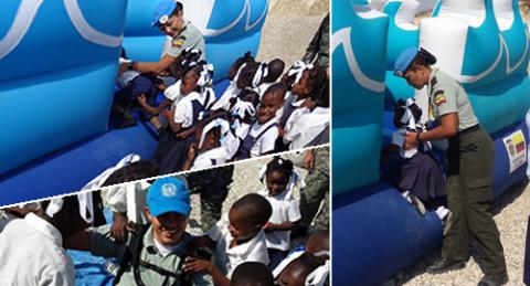 La Policía Nacional de Colombia traspasa las fronteras llevando alegría ...